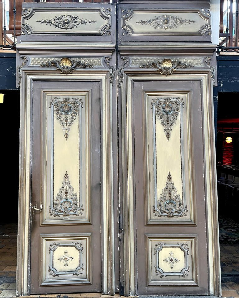 Proantic: Wood Paneling And Door With Louis XV Style Frame
