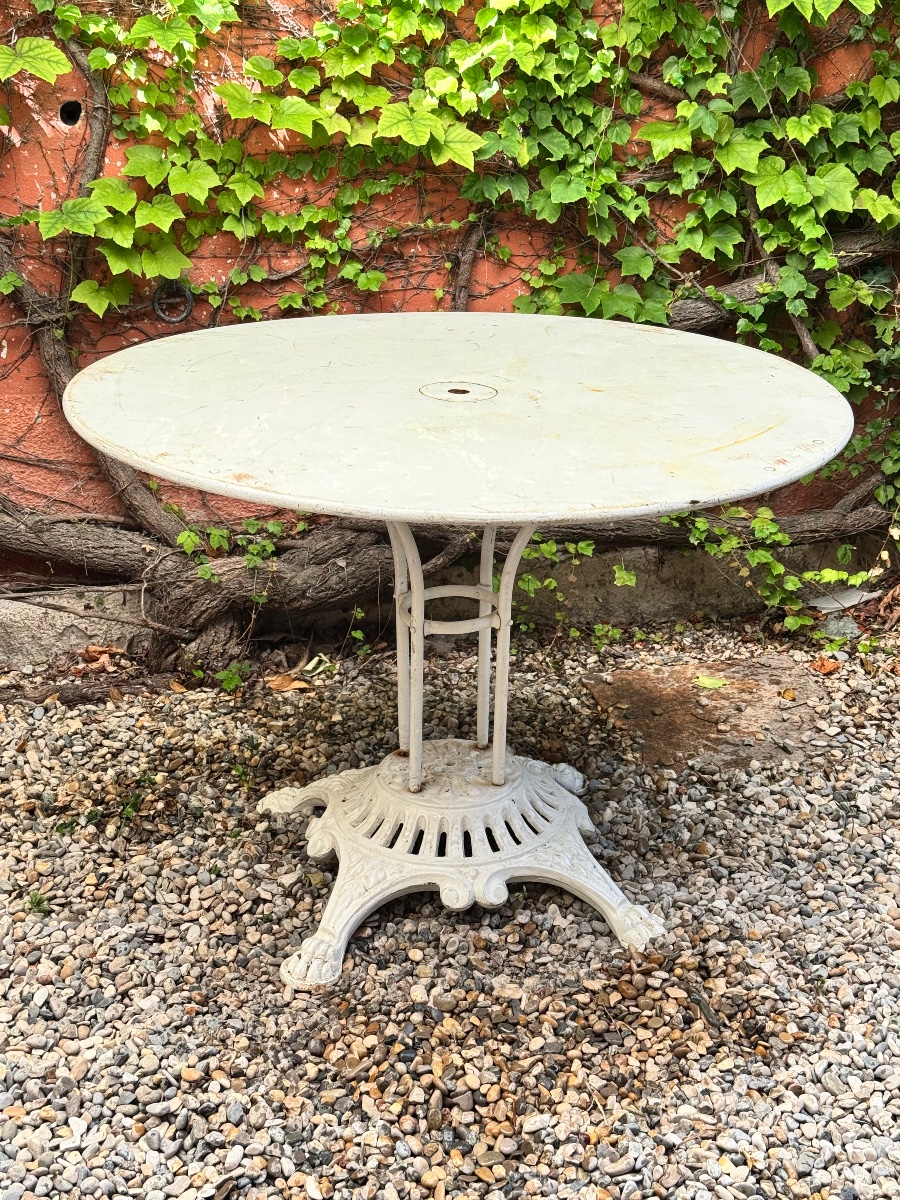 Proantic: Oval Cast-iron And Metal Garden Table – 20th Century