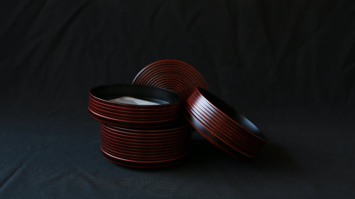 Proantic: Yamada Heiando – Three-tiered Urushi Lacquer Box “momiji” Ja