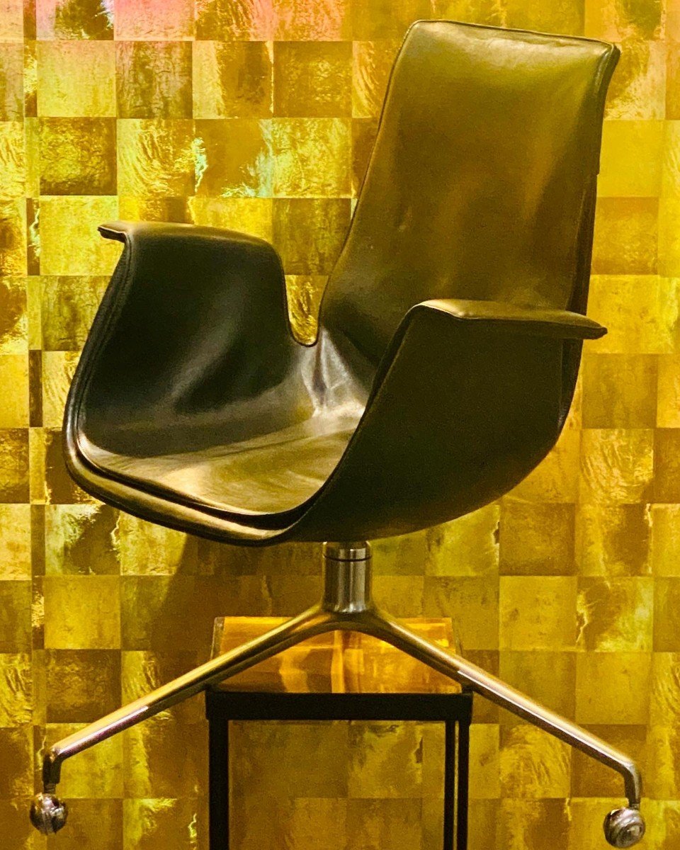 Proantic: Bird Armchair