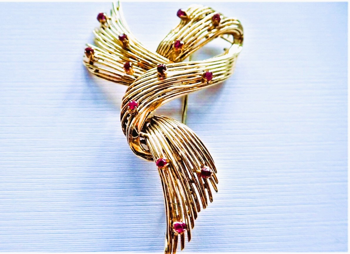 Proantic: 18-carat Gold Brooch Set With Rubies
