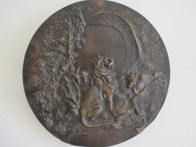 Proantic: Animal Bronze Medallion Proantic: Animal Bronze Medallion