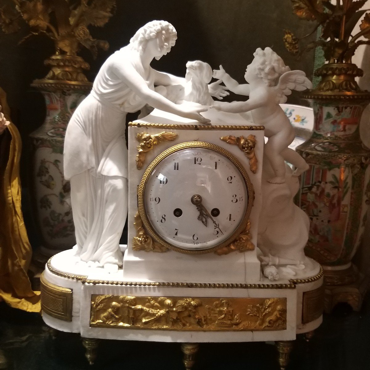 Proantic: Clock In Bisque Bronze Applications