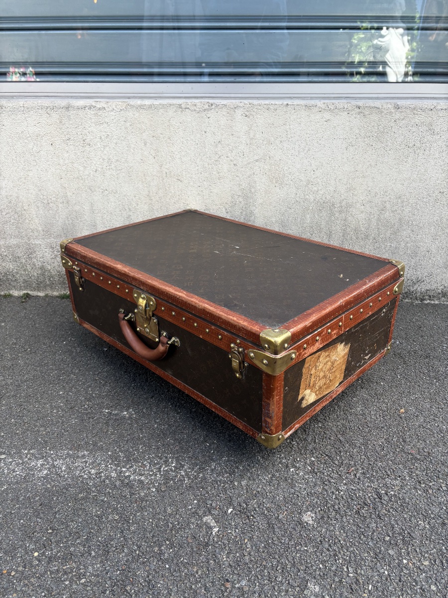 Proantic: Louis Vuitton Hard Suitcase - Circa 1930