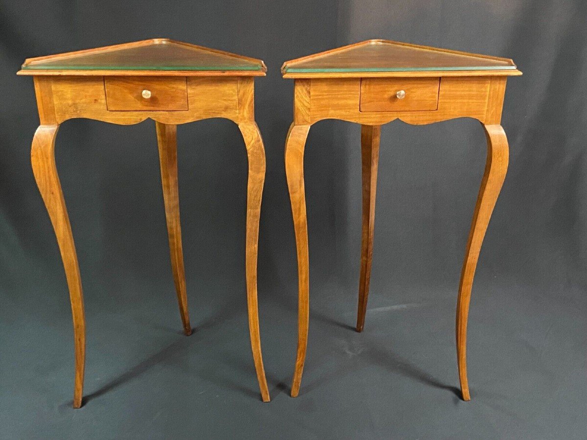 Proantic: Pair Of Corner Corner Tables With Blond Walnut Drawer Louis