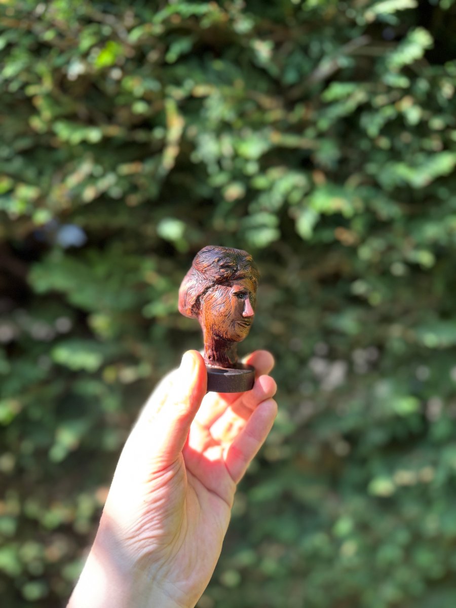 Proantic: Sculpture - Face, Folk-style Female Bust Carved From A Piece