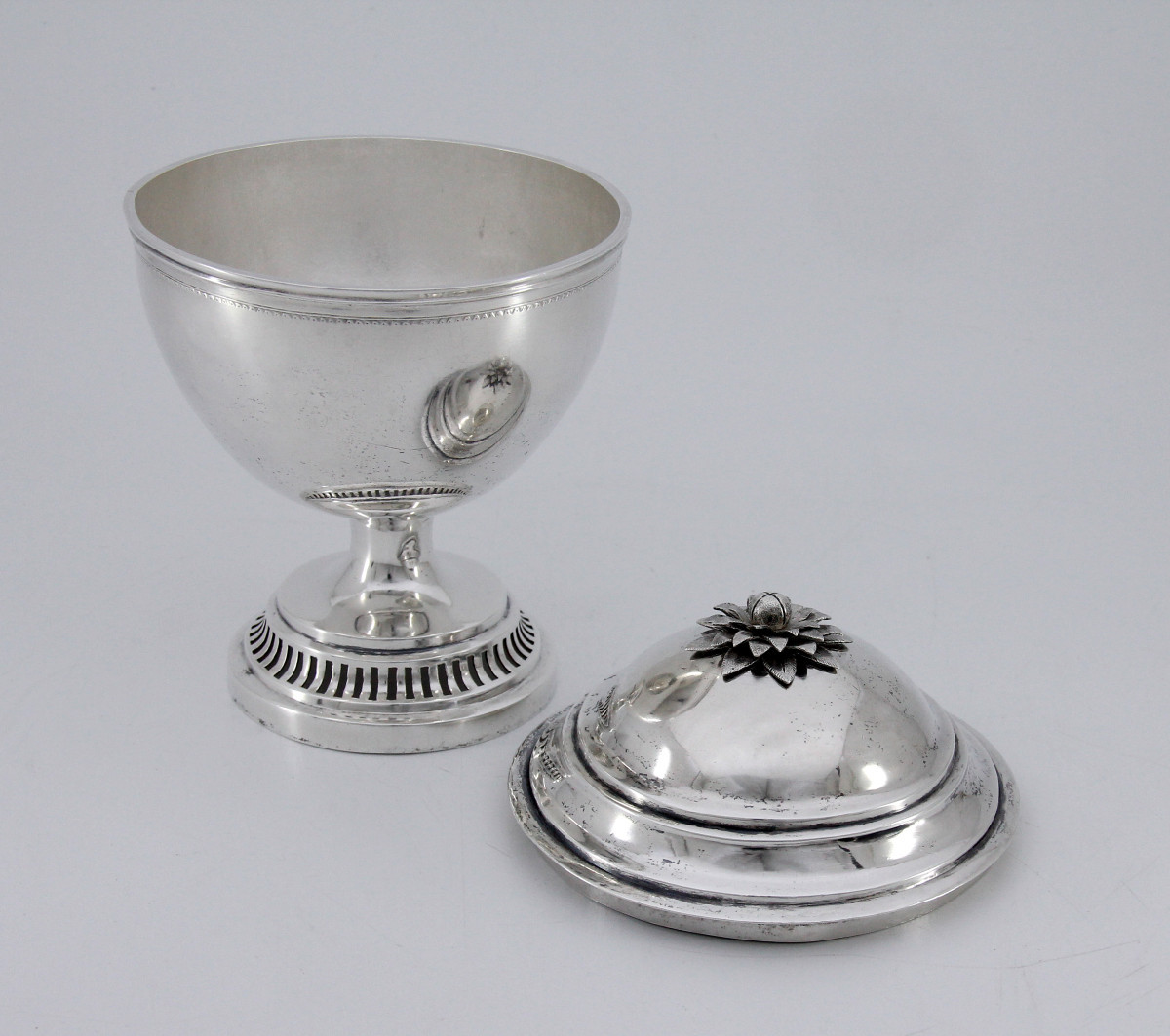 Proantic: Covered Sugar Bowl In The Shape Of An Urn — Solid Silver, By