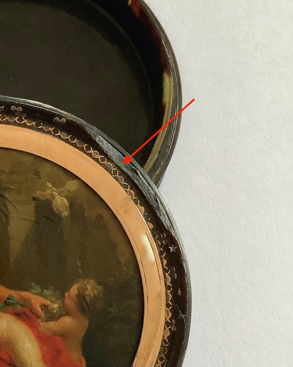 Proantic: Boite à décor de bacchanale en vernis martin XVIIIe