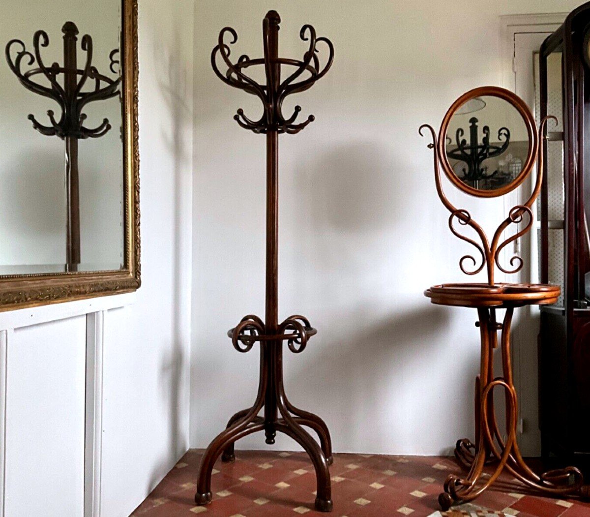 Proantic: Thonet Art Nouveau Parrot Coat Rack
